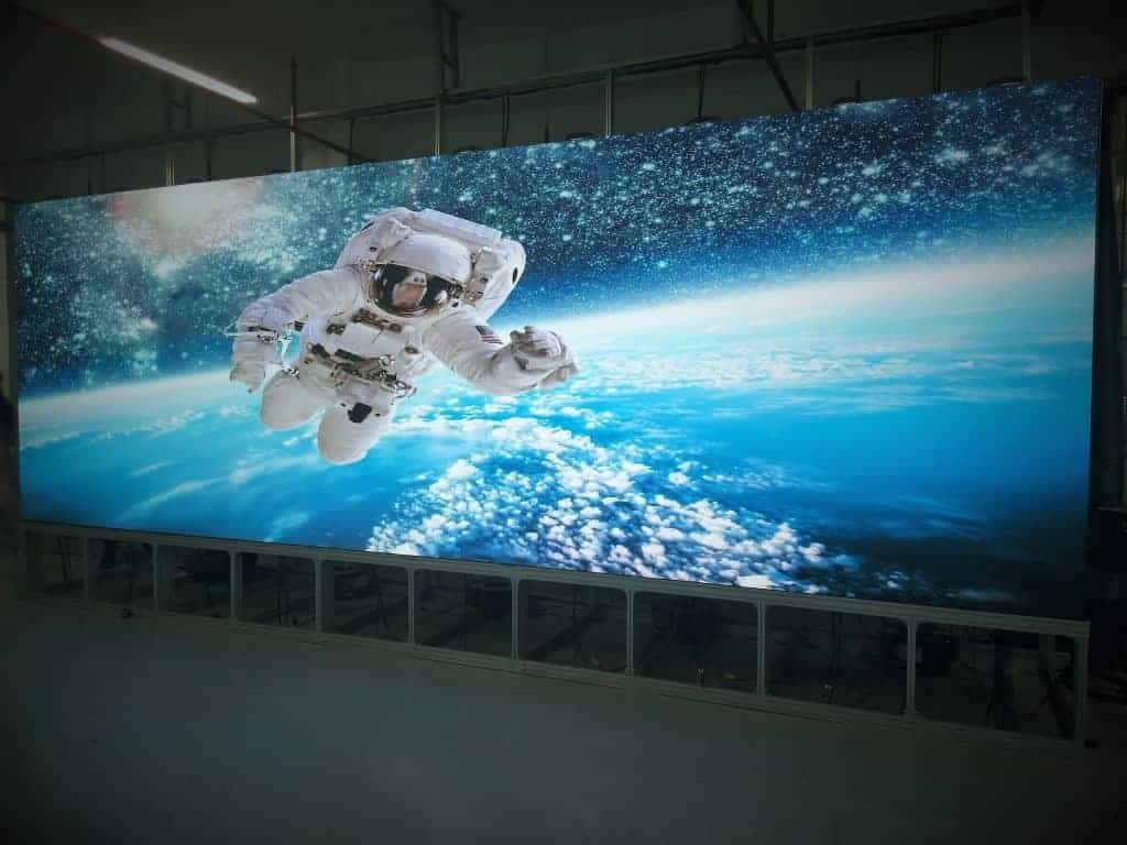 Quanta­­™ Fine-Pitch LED Video Panel – QST LED