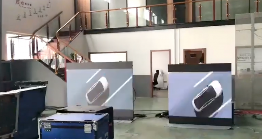 HOLODECK LED – Powered by QST